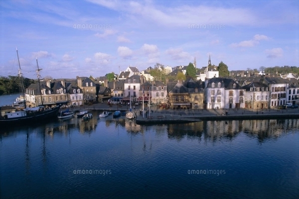 Waterfront and port area of Saint Goustan (St. Goustan), town of Auray ...
